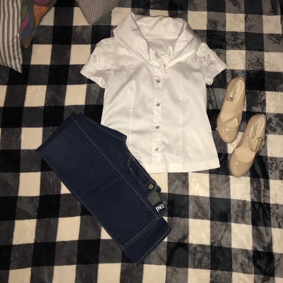 Tops | White Cotton Stretch Blouse | Poshmark